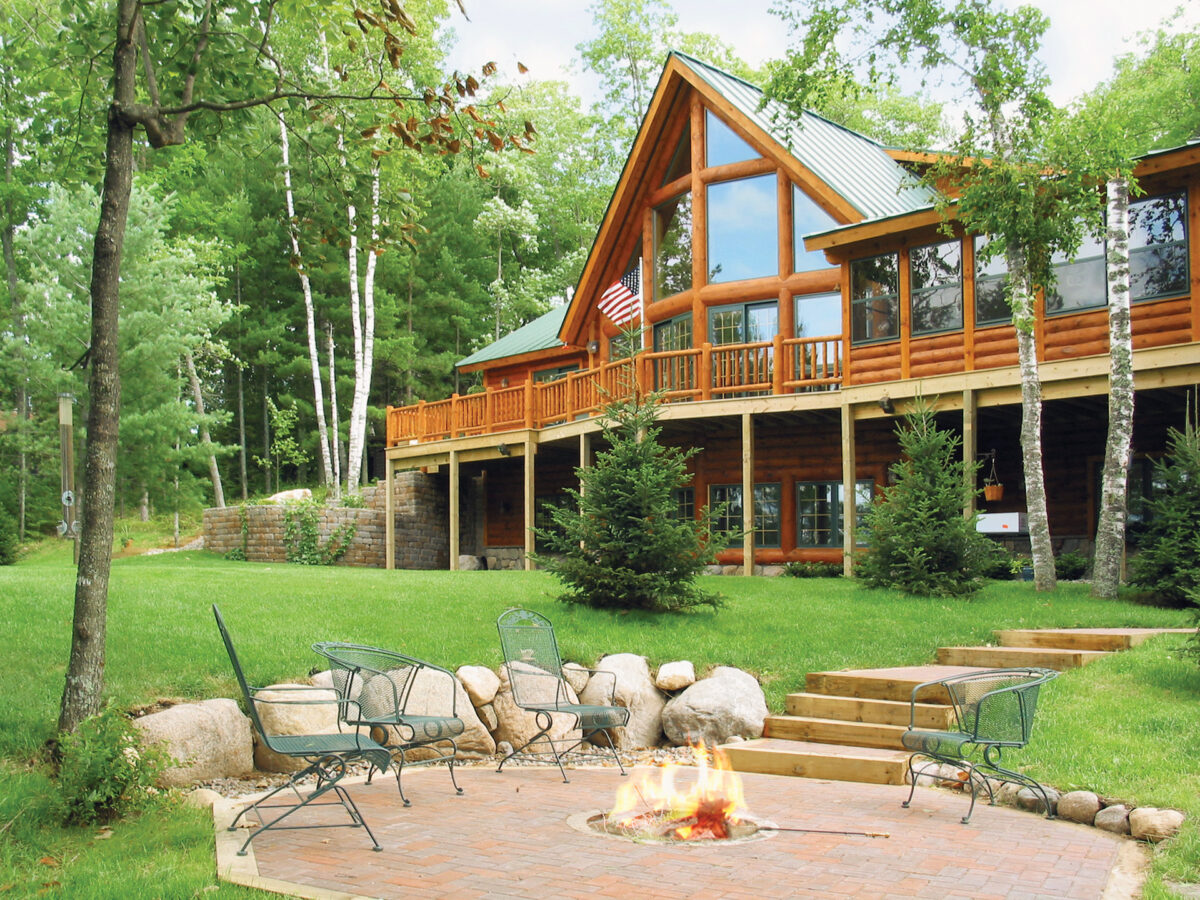 Setting the Stage - Log Cabin Homes Magazine